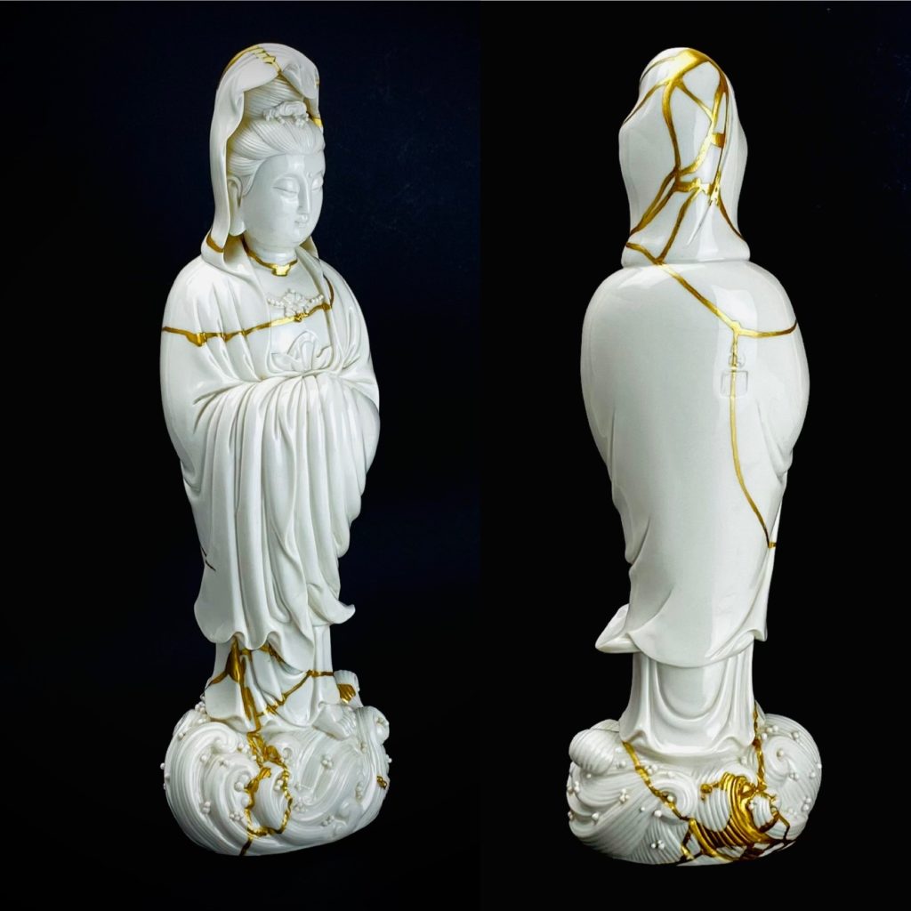 Guanyin-Porzellanstatue in 42 Stücken – kintsugi.i.see